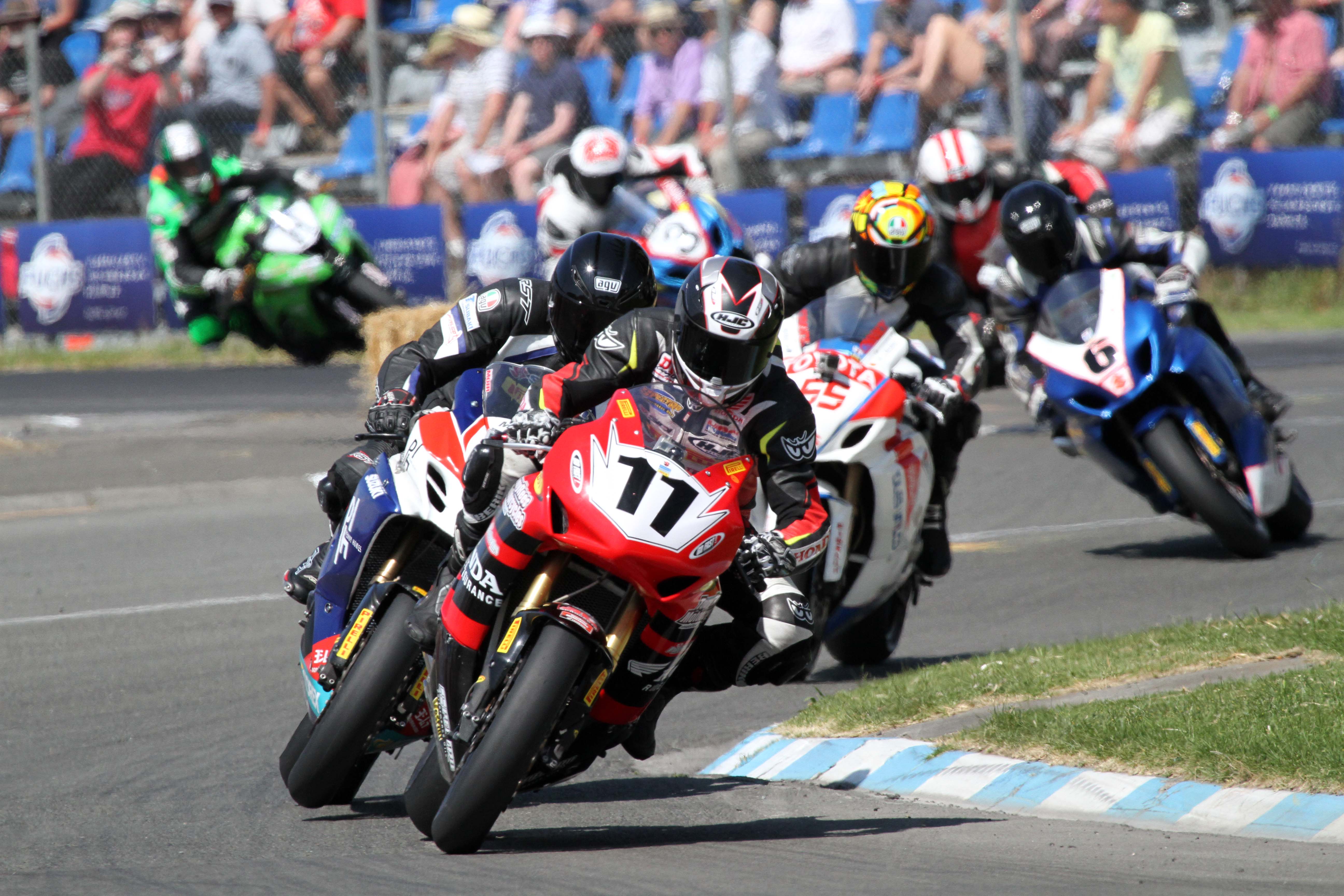 New Zealand Suzuki Series Down To The Wire - Cycle News