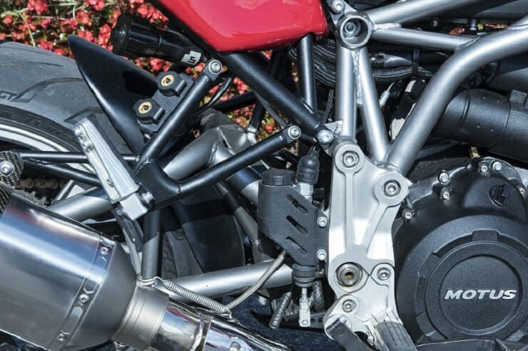 2016 Motus MST and MST-R: FIRST RIDE - Cycle News