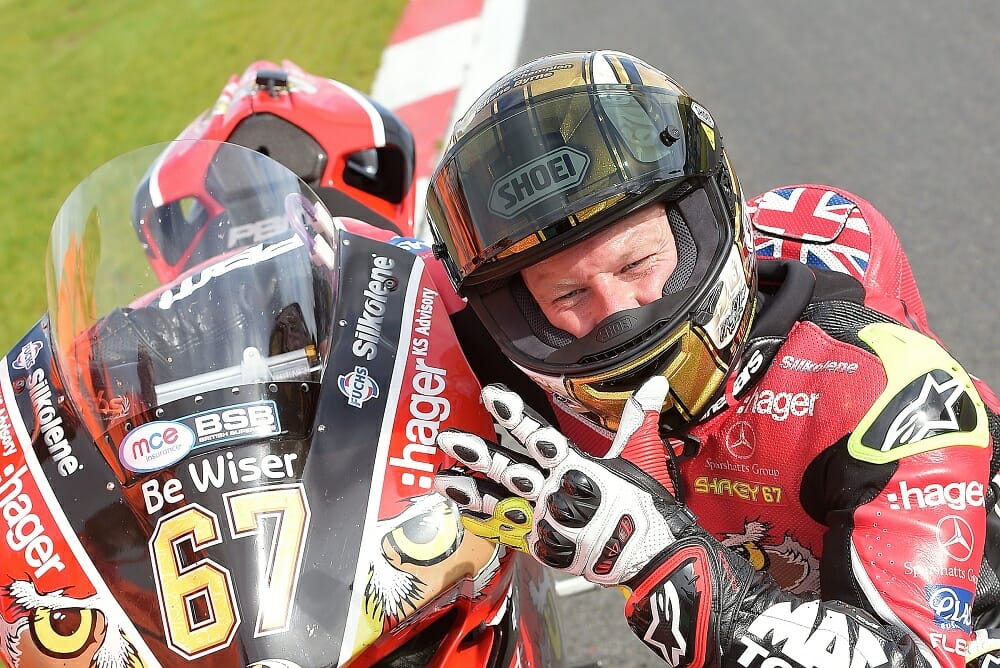 MCE British Superbike Brands Hatch GP Event Report - Cycle News