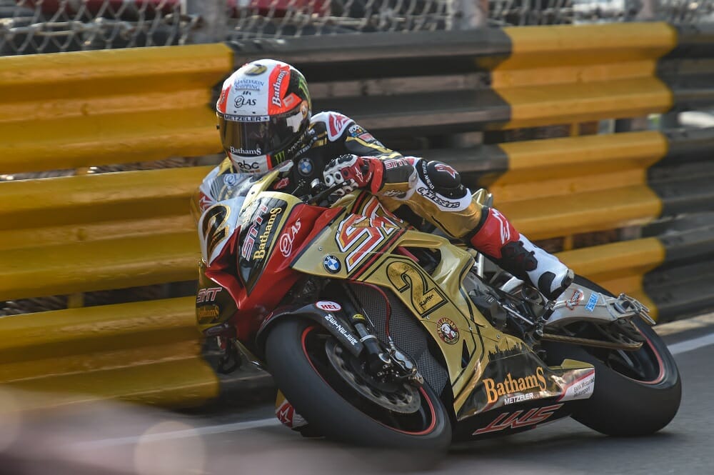 BMW S 1000 RR Dominates Macau Grand Prix - Cycle News