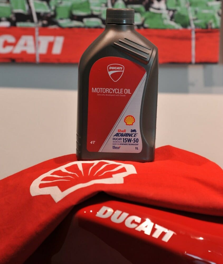 Ducati Debuts New Motorcycle Oil in Partnership With Shell Advance ...