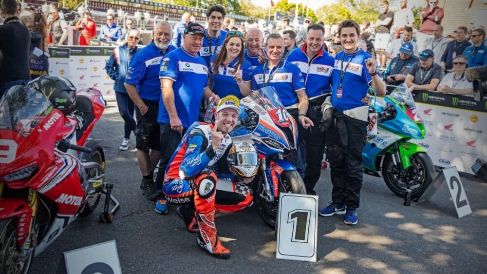 Smiths Racing Promoted to Official BMW Road Race Team for 2020 TT ...