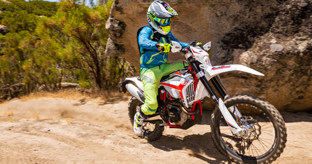 2020 Beta 390 RR-S Review - Cycle News