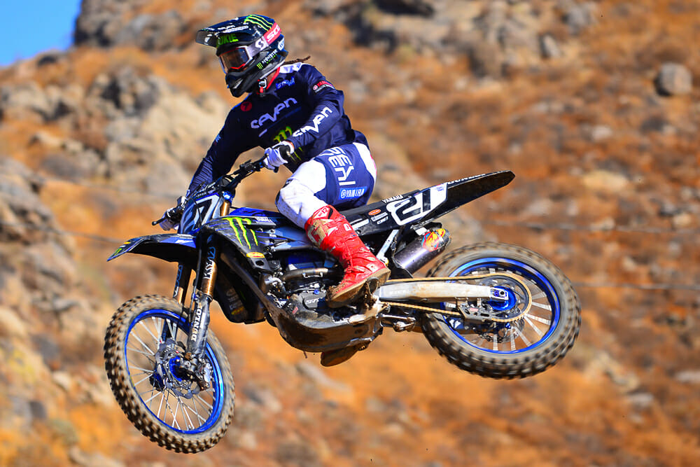 Star Racing Yamaha's Martin And Stewart In Action - Cycle News