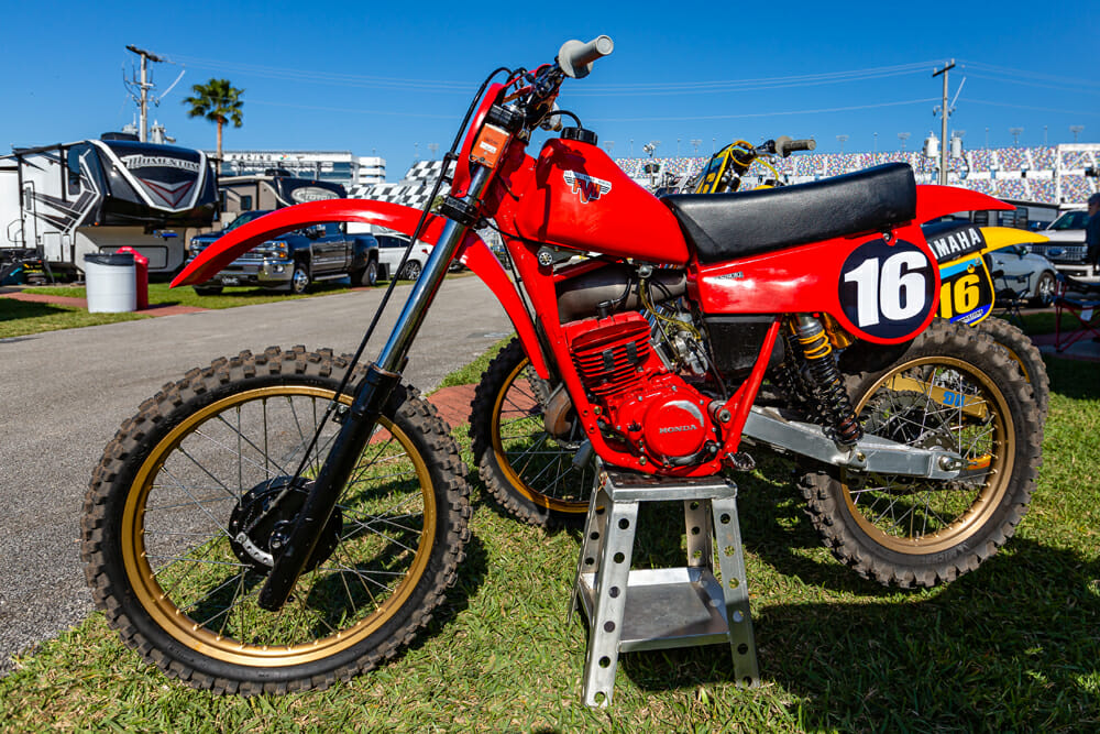 2021 Daytona Vintage Supercross Recap - Cycle News