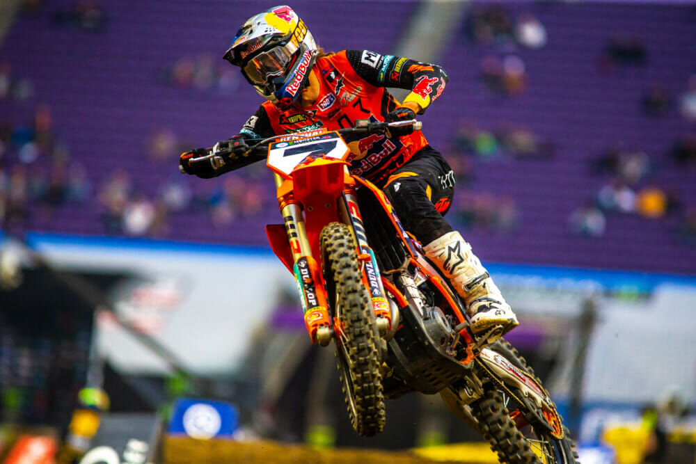 Aaron Plessinger To Undergo Surgery For Broken Arm - Cycle News