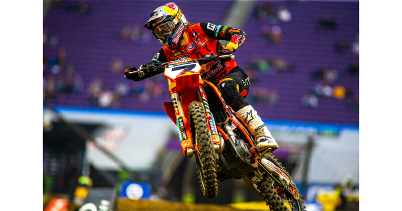 Aaron Plessinger To Undergo Surgery For Broken Arm - Cycle News