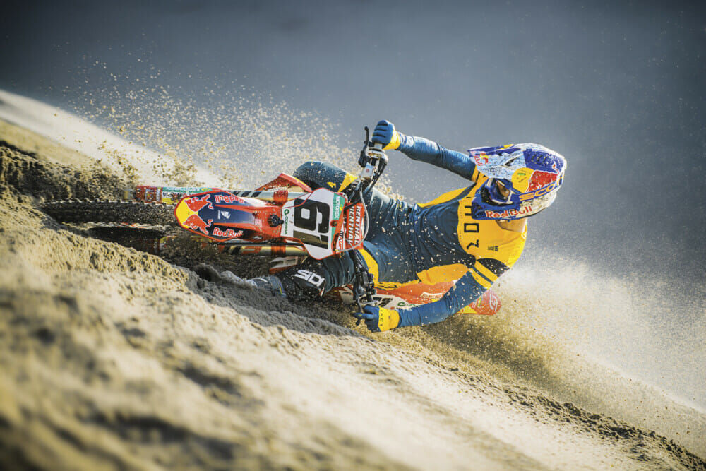 Thor 2023 Prime Racewear - Cycle News