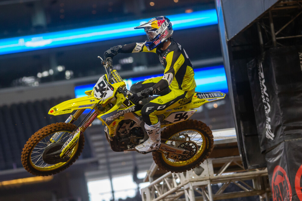 Suzuki and HEP Motorsports Extend Partnership - Cycle News