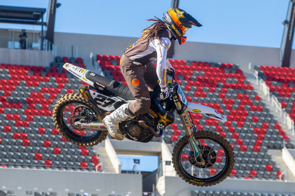 Rockstar Husqvarna Supercross Team Update - Cycle News
