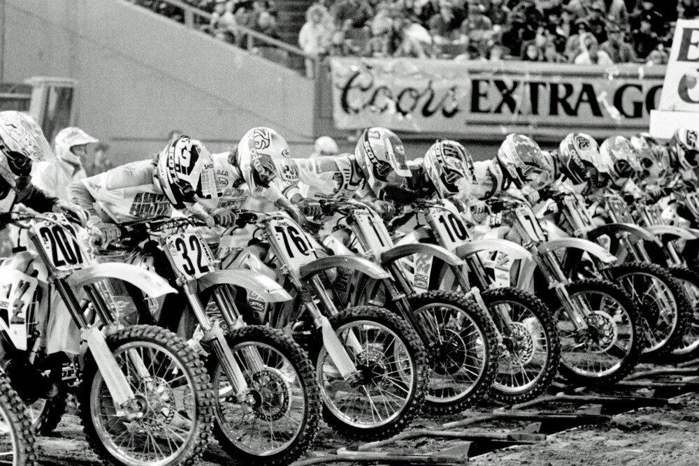 Throwback Thursday: Atlanta Supercross Heat Race Start (1990) - Cycle News