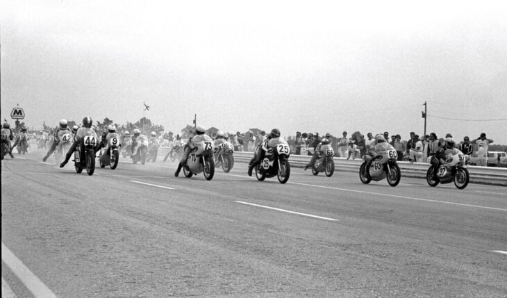 Throwback Thursday: Road Race Start at Indianapolis Raceway Park (1972 ...