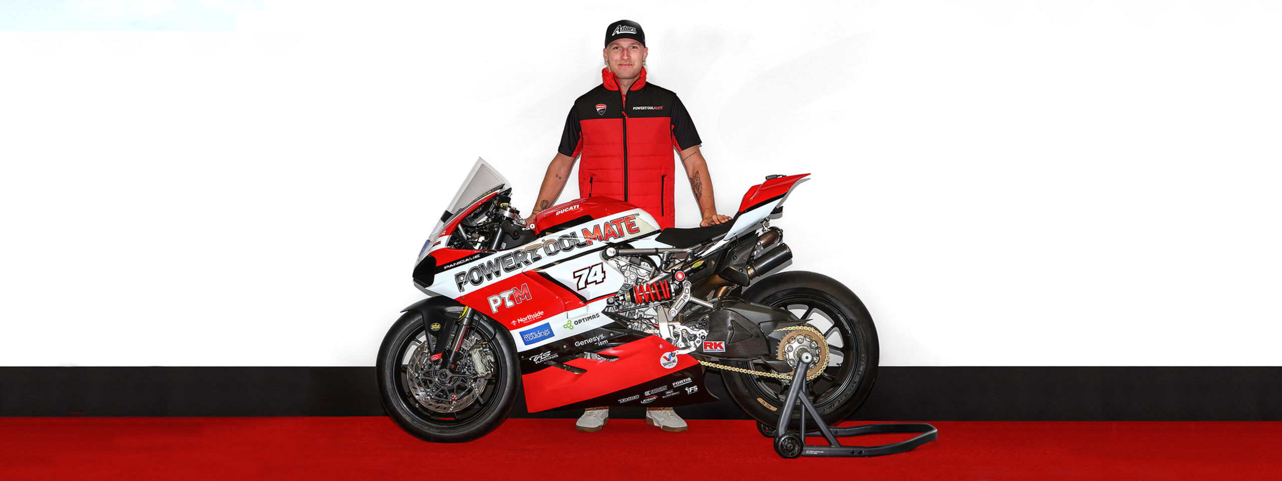 Davey Todd to Ride Ducati in 2024 IOMTT Supersport Races - Cycle News