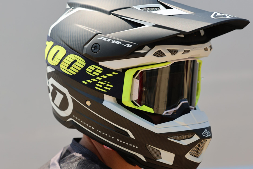6D ATR-3 Helmet - Cycle News