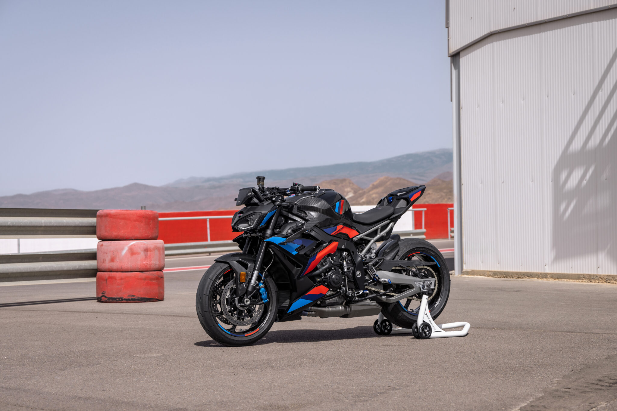 BMW S 1000 News & Reviews