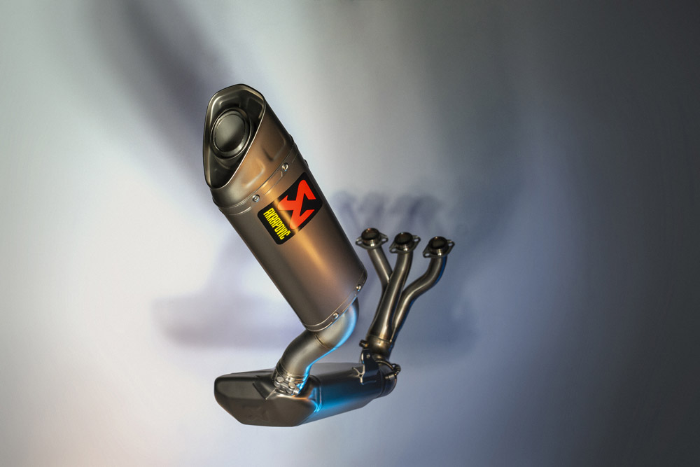 Akrapovic Yamaha R9 Exhaust System - Cycle News