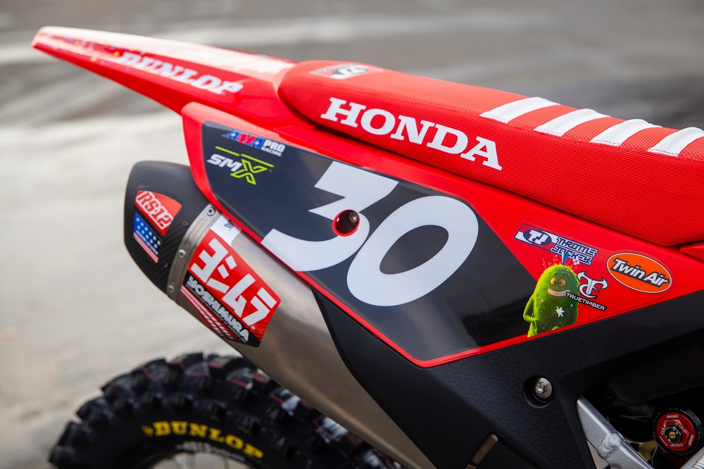 Honda HRC Progressive CRF Bodywork on Auction - Cycle News