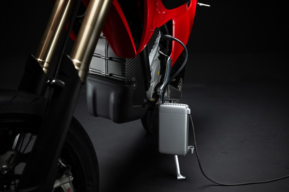 New Stark Varg SM Supermoto Specs and Price - Cycle News